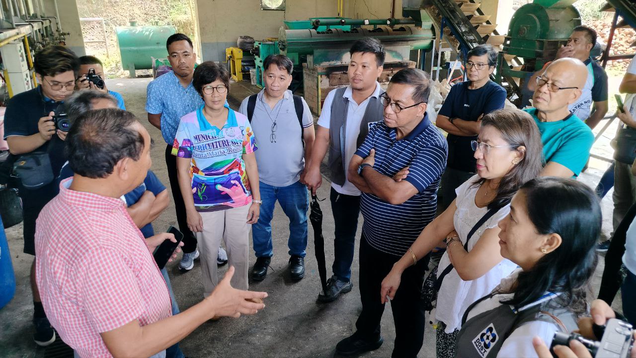 Romblon's coconut industry gets a boost with first-ever coconut oil ...